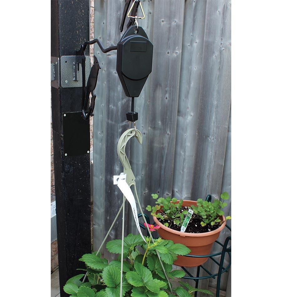 Adjustable Hanging Device – West Coast Seeds